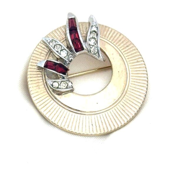 Boucher | Jewelry | Vintage Signed Marcel Boucher Gold Tone Wreath ...